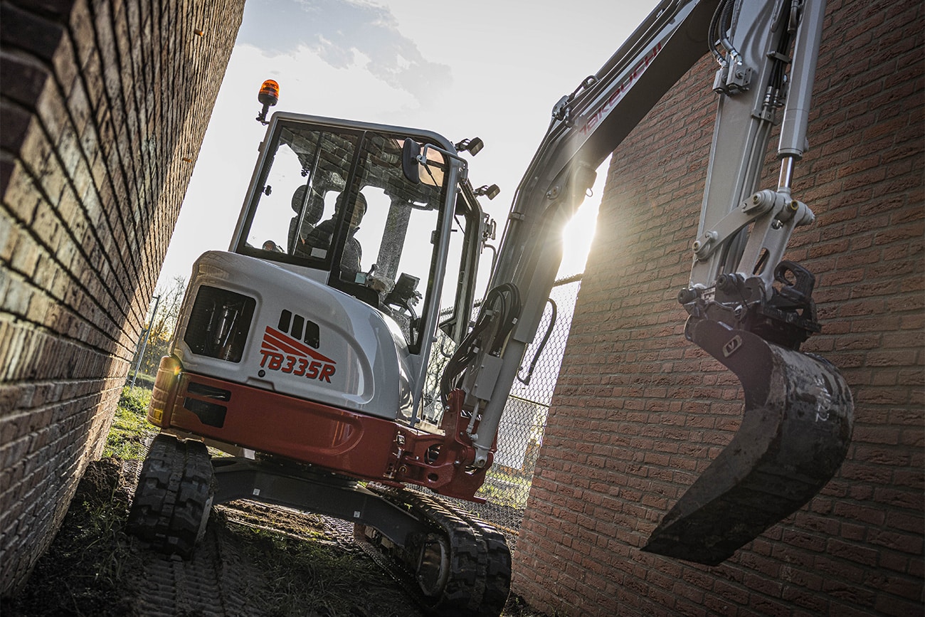 Takeuchi introduceert vijf nieuwe types in 2023! - Bouwmat